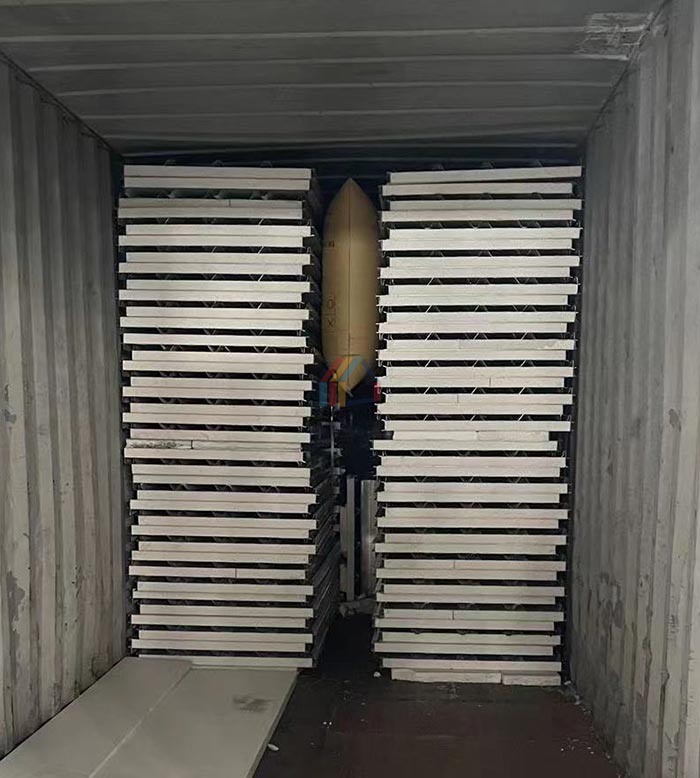Foam sandwich panels for metal building roof shipped to Thailand ...