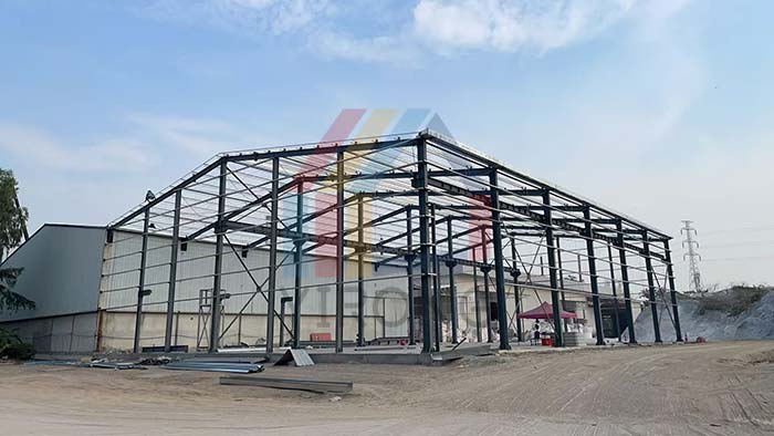Prefabricated steel structure workshop construction in Thailand ...