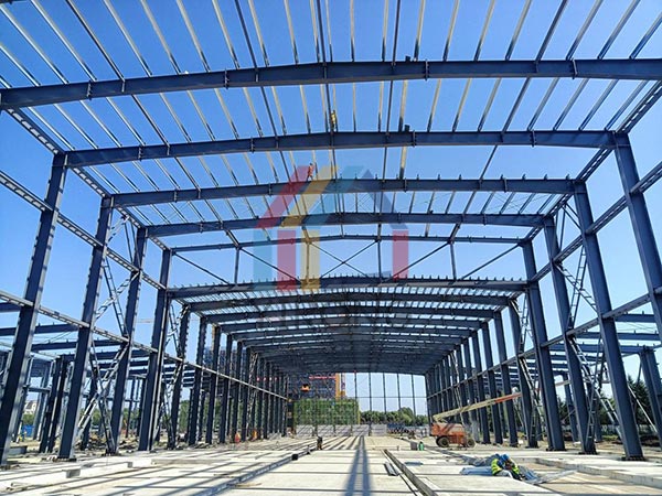 Fire prevention and insulation solution for metal frame warehouse ...
